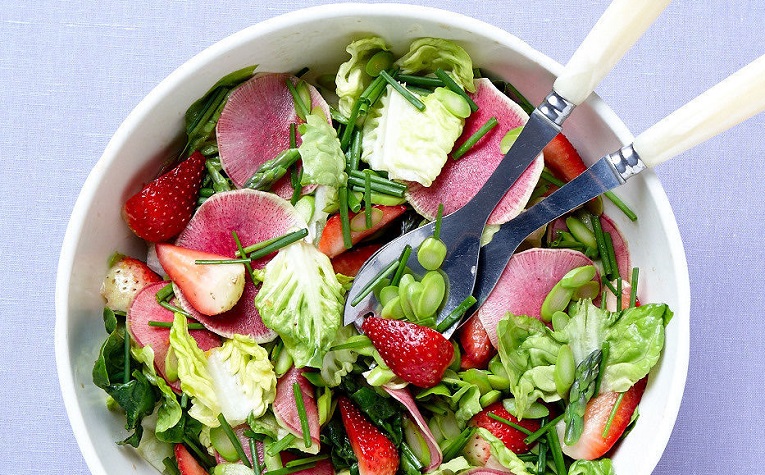 Salada Primavera com Morangos - Top Sabores